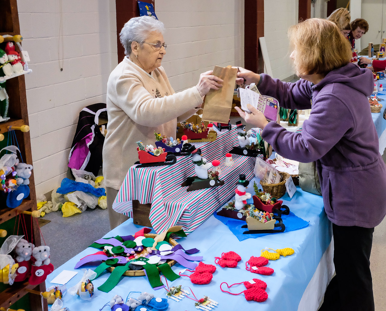 Awa Snowflake Craft Fair - Visit Bahrain