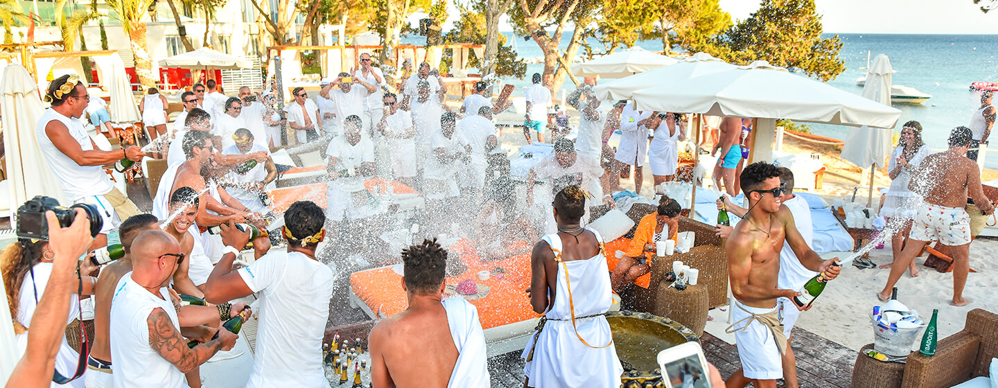 White Beach Party at Four Seasons Beach - Visit Bahrain