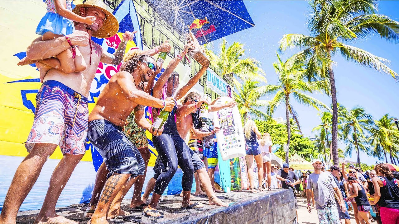 Aurora Party on the Beach Deck - Visit Bahrain